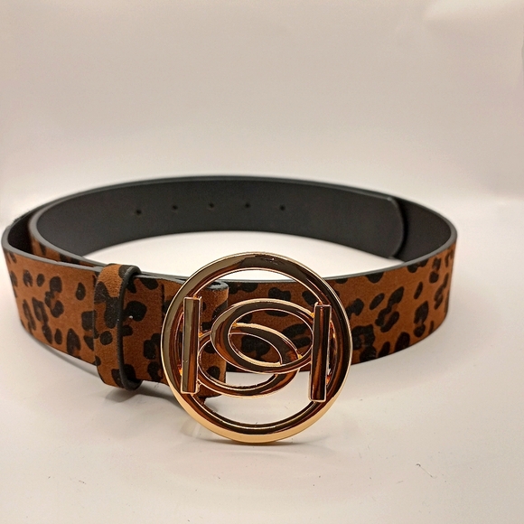 bebe | Accessories | Bebe Faux Leopard Print Accent Belt With Gold ...